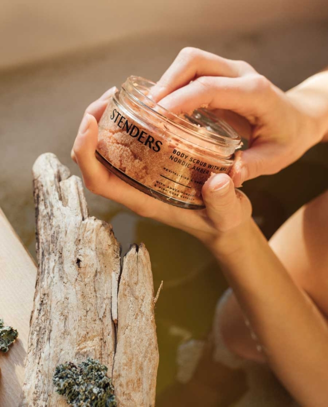 Body scrub with AHA Nordic Amber - STENDERS Cosmetics