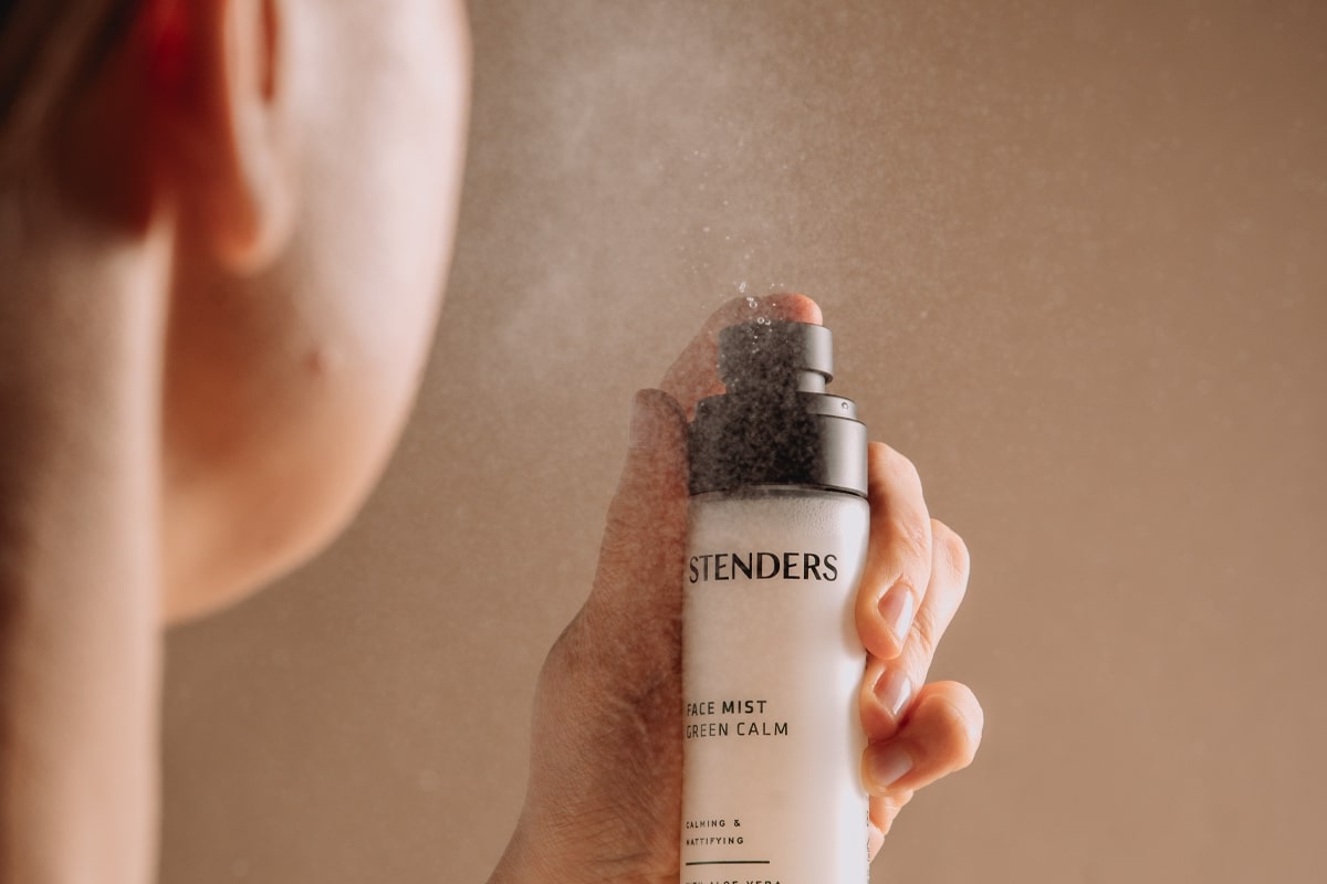 Hydrate the skin on the go! - STENDERS Cosmetics